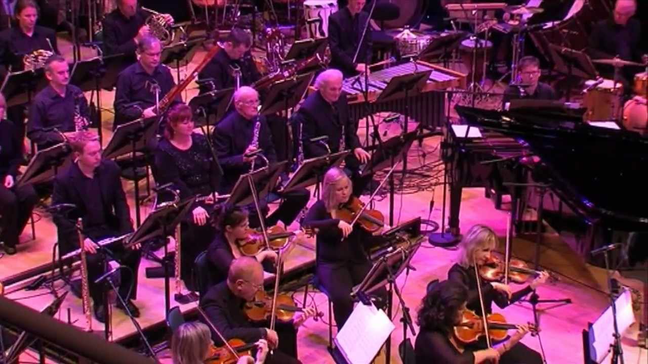 New York City : Eddi Reader & John Douglas w/ the RTÉ Concert Orchestra - YouTube