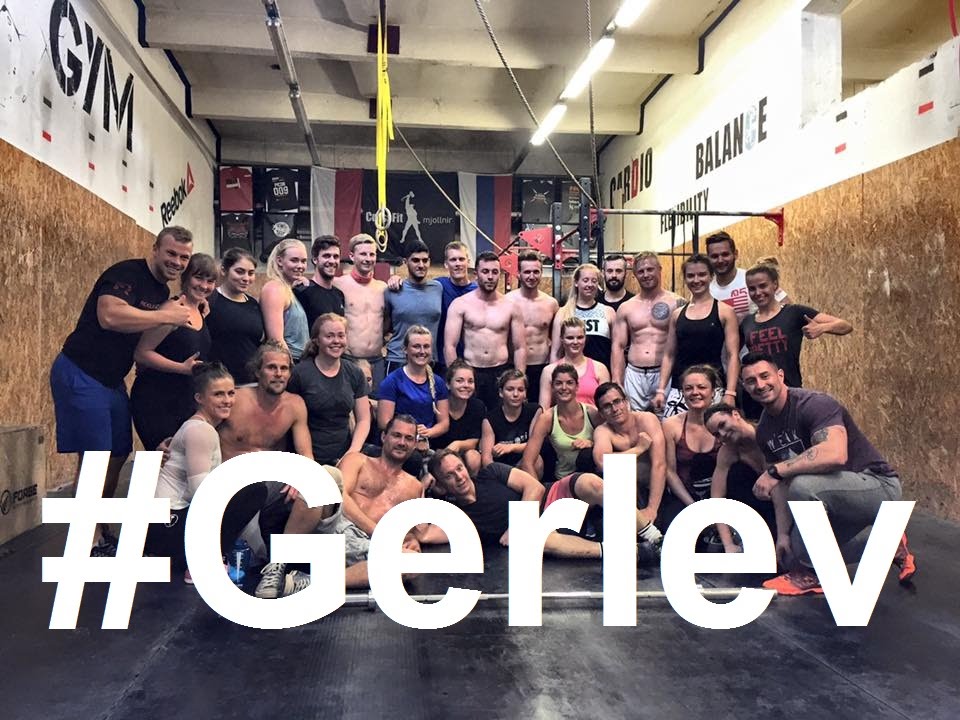 Studenci z Gerlev (DK) w CrossFit Mjollnir - YouTube