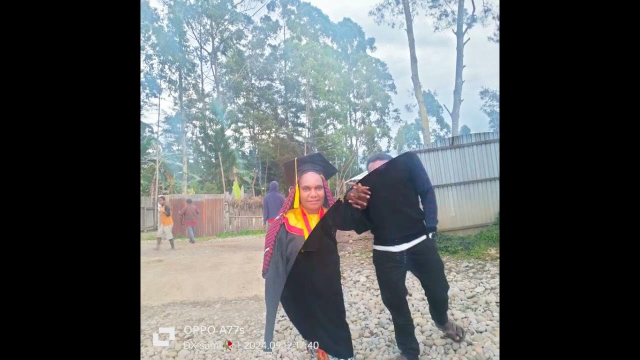 ALBUM ACARA WISUDAWATI WEMI YIKWA - YouTube