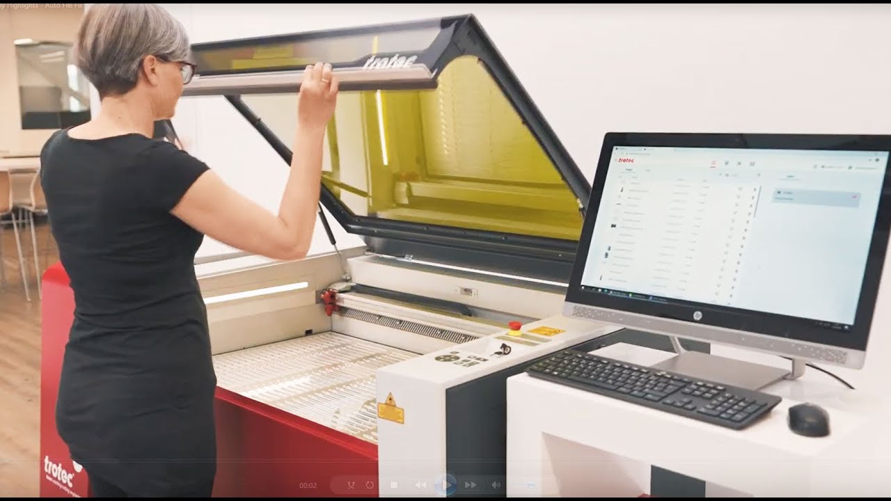 Trotec Ruby ハイライト「自動ファイル修正機能」 - YouTube