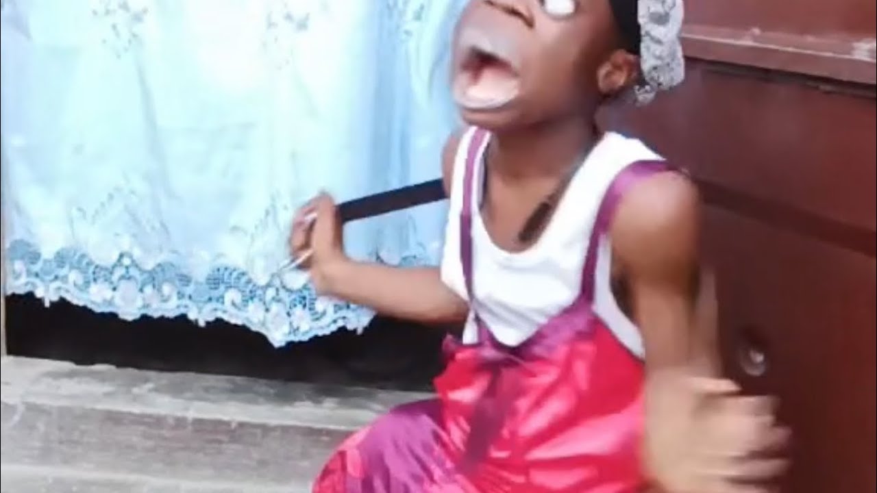 Ki lang sa ye menm 🤣😜😀 mon gar resi pale an gee gason ak yon fanm loll ...