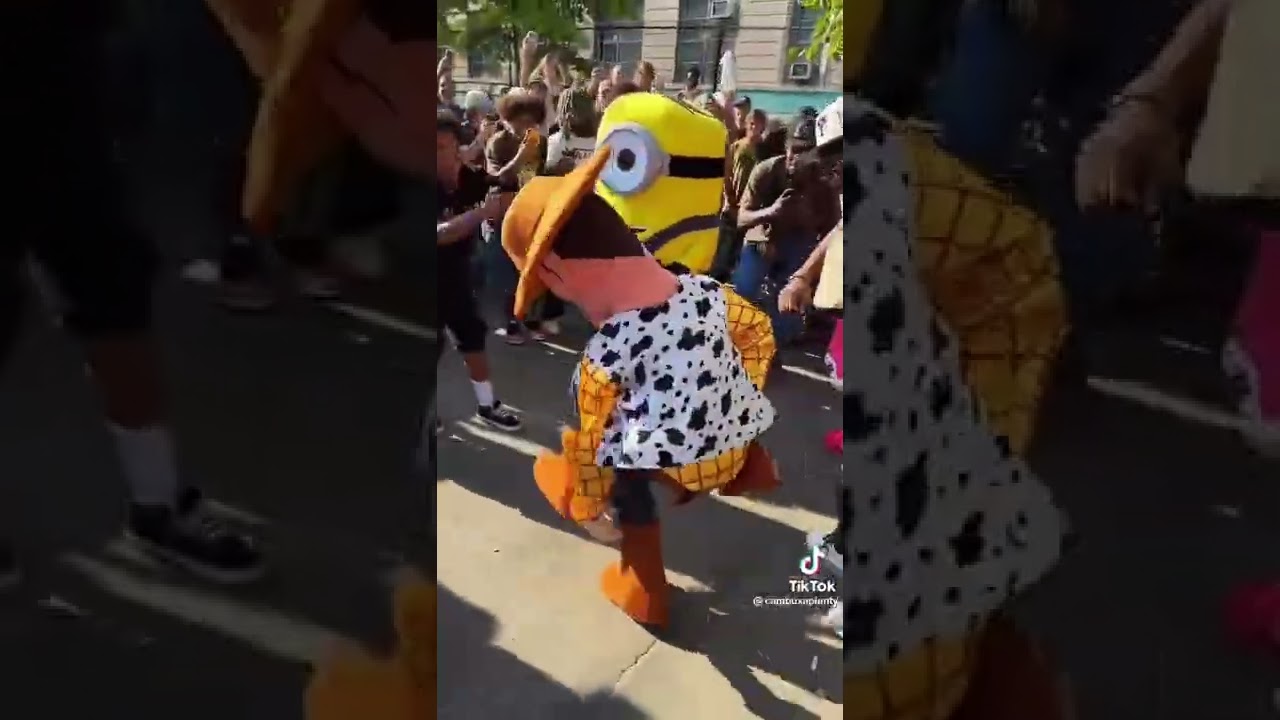 Woody Getting Sturdy 💥 - YouTube