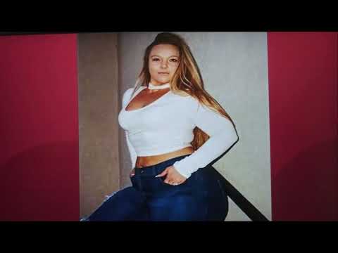 Plus size Model Autumn Nelson