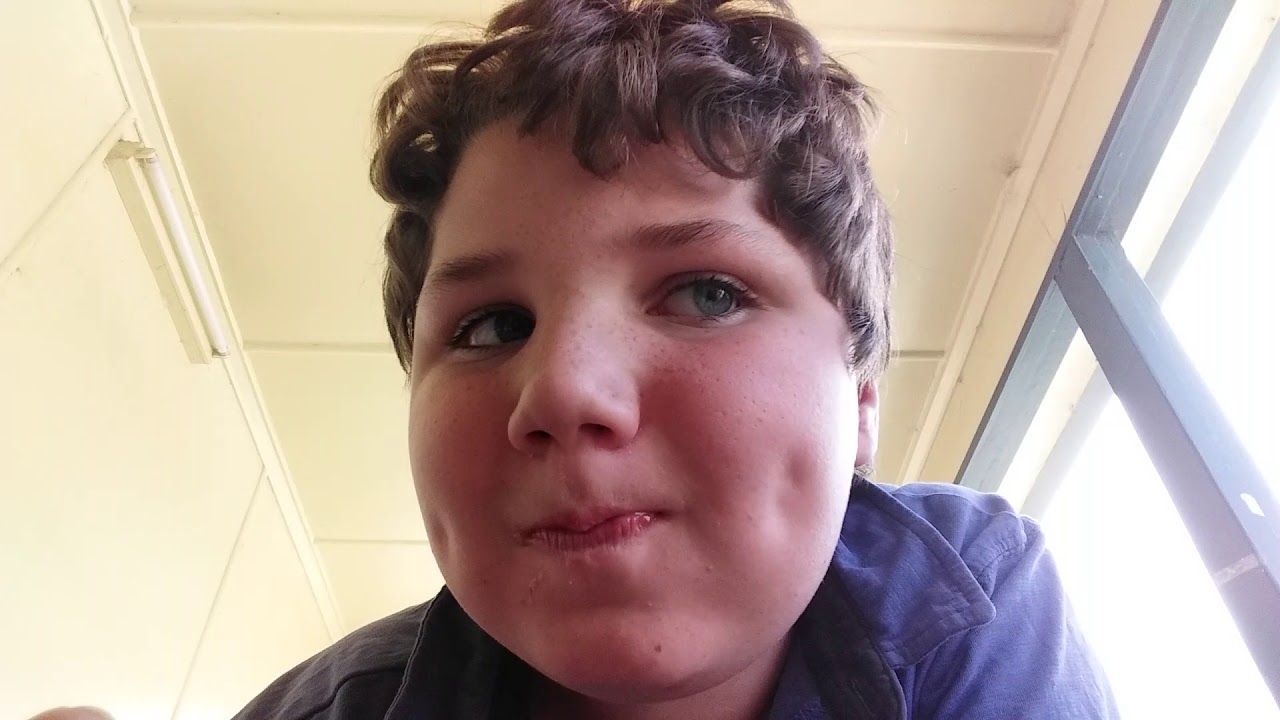 Pepper challage - YouTube