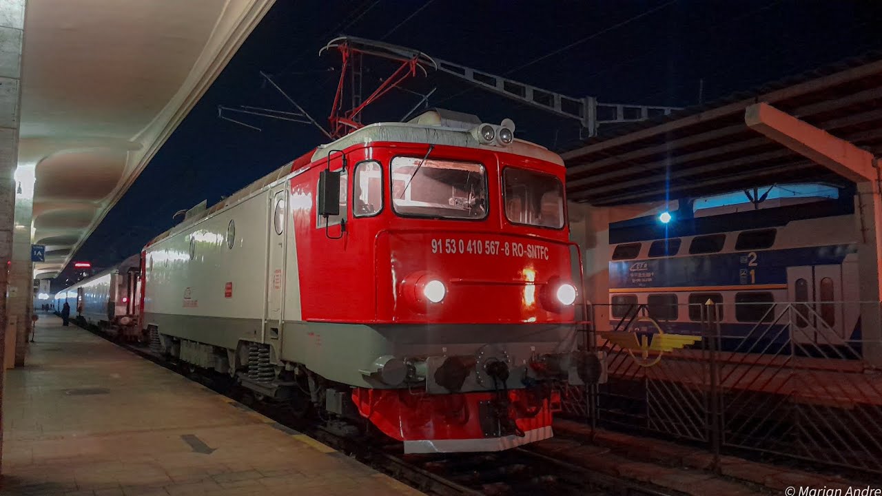 EA 567, a depoului București calatori, executând manevra în gara CFR ...