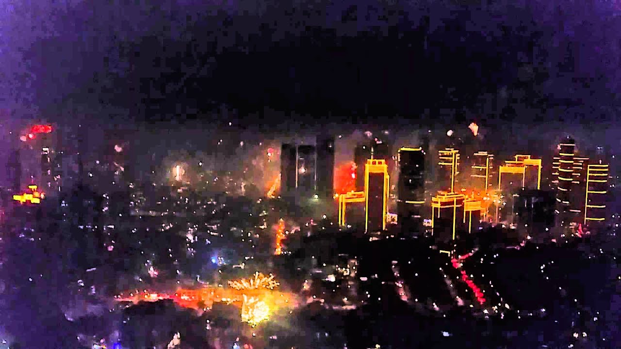 Happy New Year 2015 from Manila!!! Best Fireworks show in the world ...