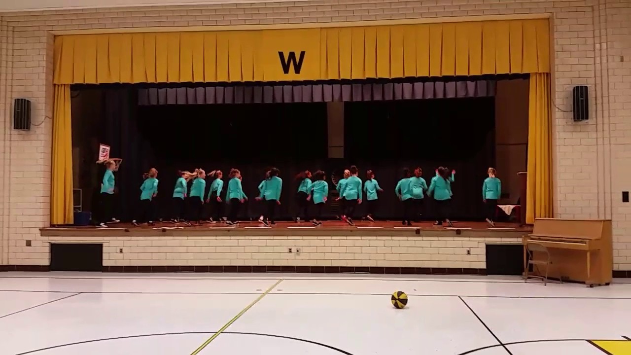 4th Grade Girl's Dance - YouTube
