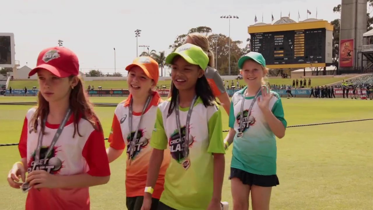 Schools Indulge in WACA Cricket Experience - YouTube