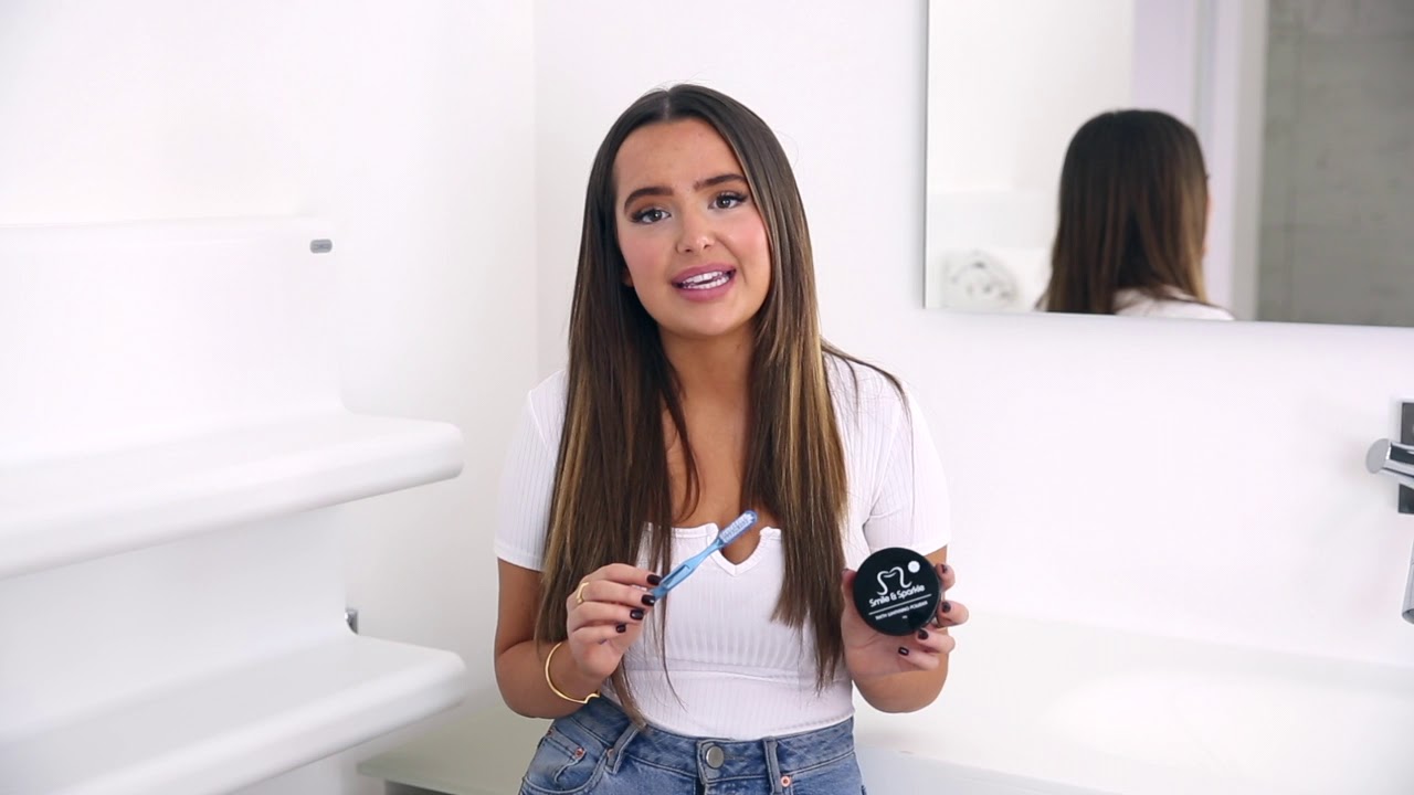 How To Use Smile & Sparkle Teeth Whitening Powder - YouTube