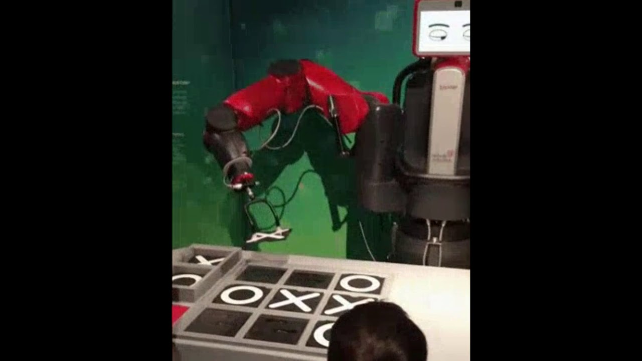 Robot tic tac toe big brain move - YouTube