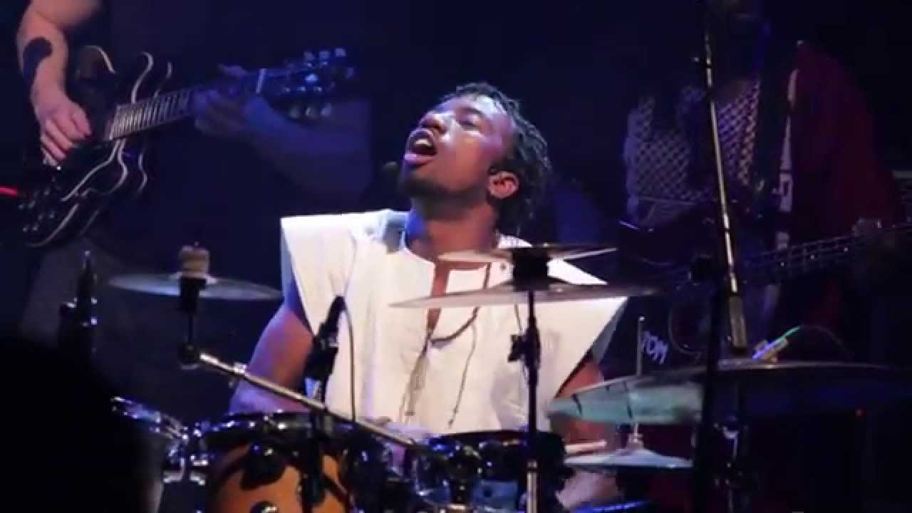 Paa Kow Band - The Way I Feel / CookPot - YouTube