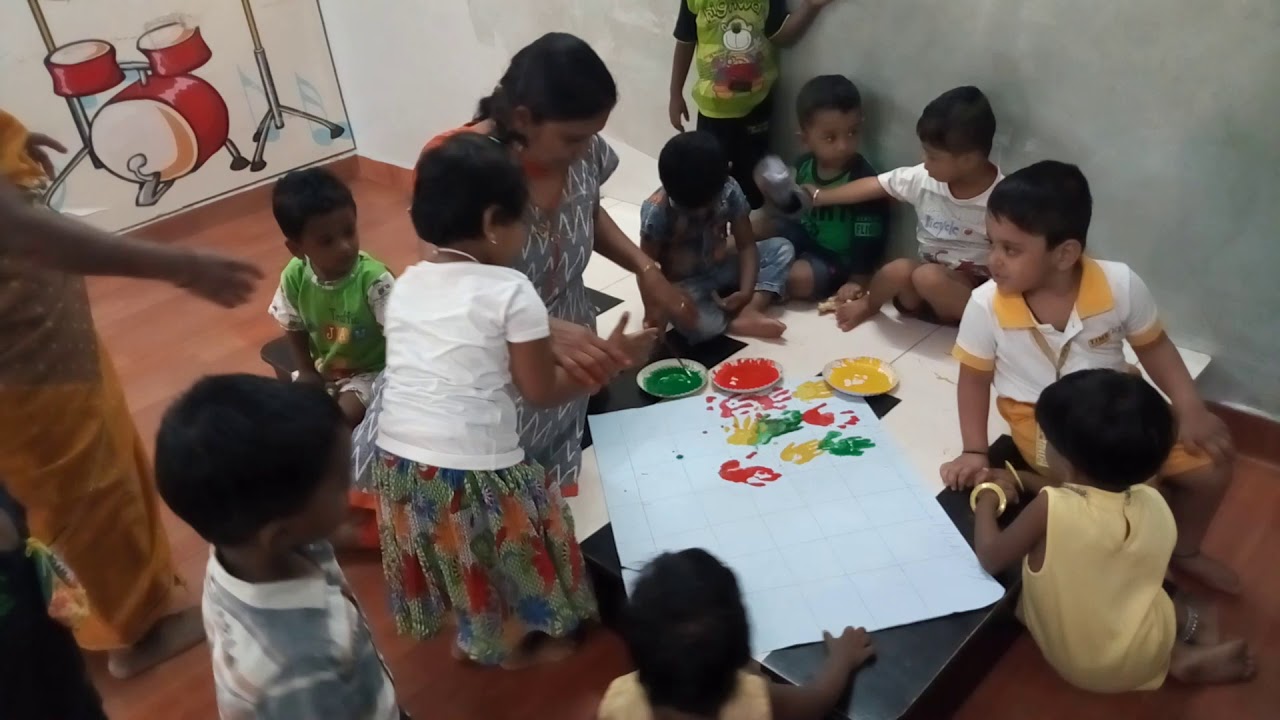 Messy paint with kids.... 😍😘 - YouTube