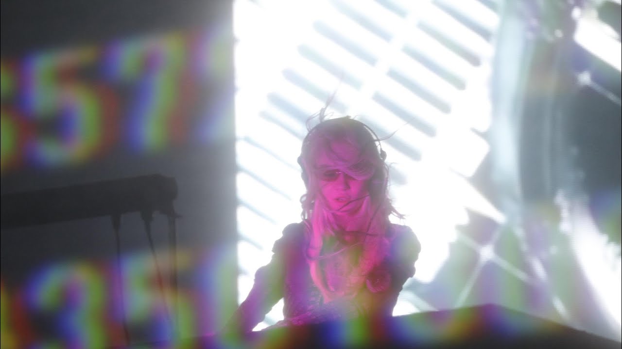 Grimes - SONICMANIA DJ set (August 18, 2023) - YouTube