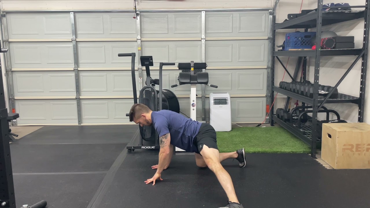 Side Lunge with thoracic rotation - YouTube