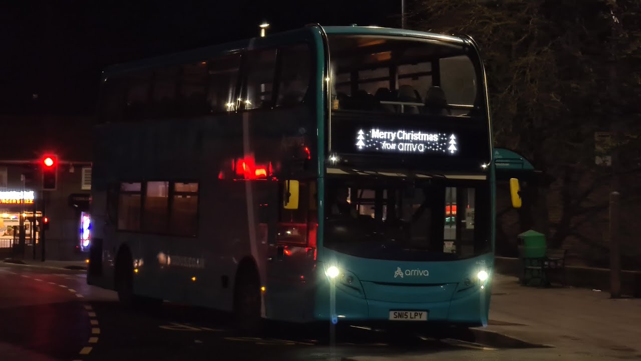 *HOOVERING MACHINE* Ride on Arriva Midlands' ADL Enviro400, 4425 (SN15 ...