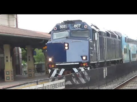 Newly Rebuilt Tri-Rail F40PH-3 807 pulls into Sheridan Station 6/23/21 ...