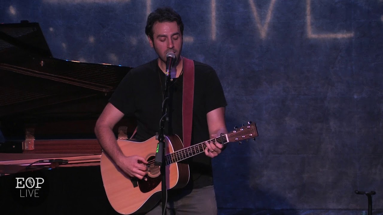 Ari Hest "Heart Of A Lion" @ Eddie Owen Presents - YouTube