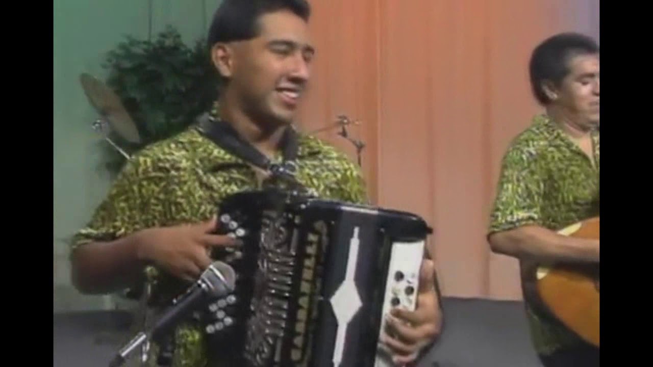David De Anda y Xelencia La Chancla - YouTube