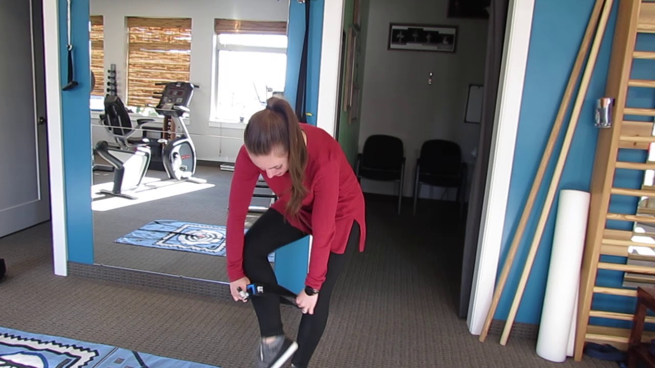 Proper knee alignment to avoid pain! - YouTube