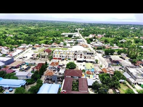 Kota Tambolaka dengan fasilitas Hotel dan Villa yg terletak di pusat ...