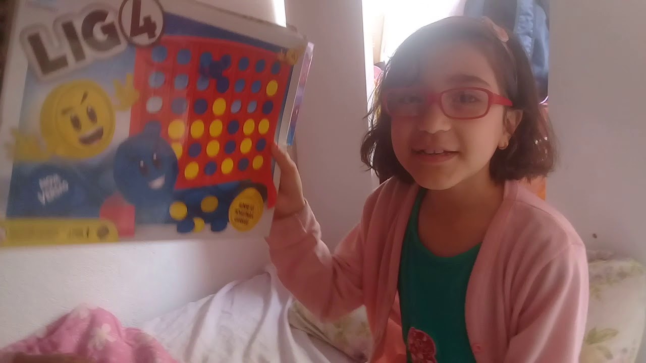 Brincando Com Minha Irmãzinha Youtube