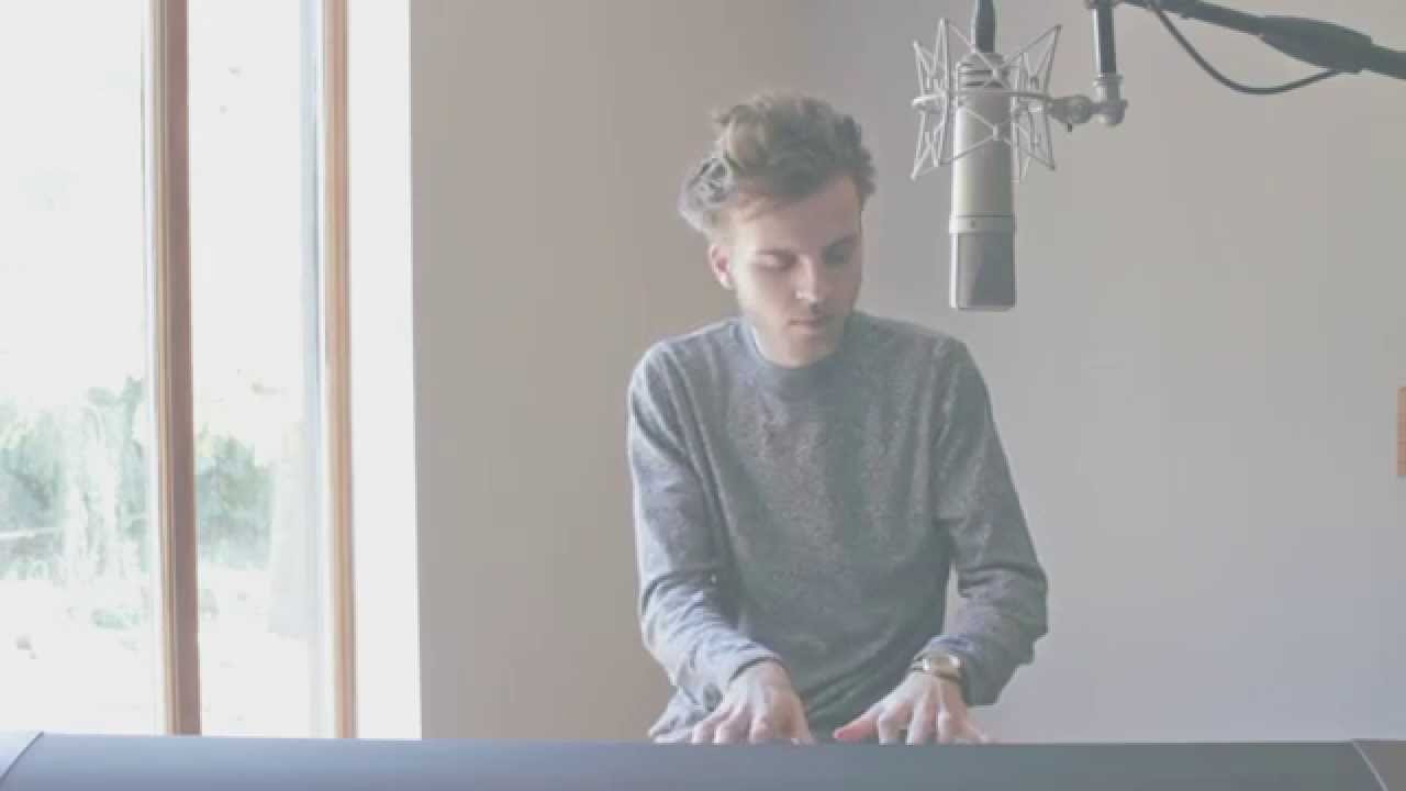 Writings On The Wall - Sam Smith (Bond Theme Cover) - YouTube