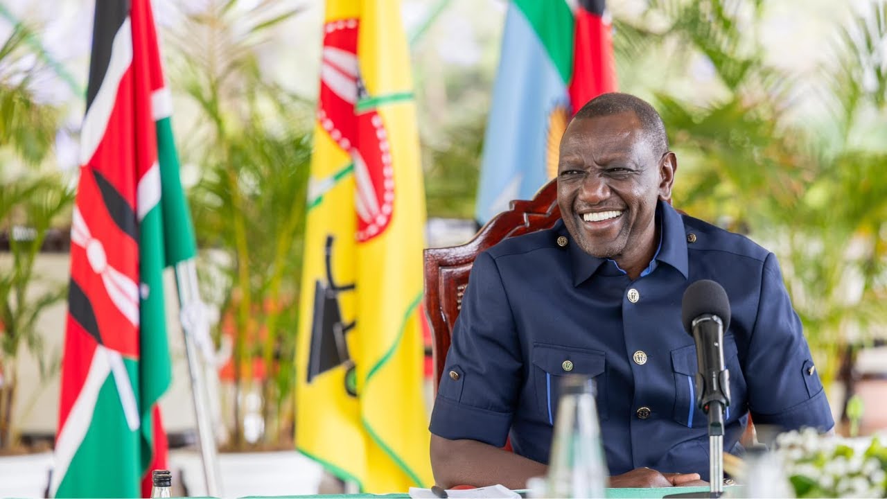 HAPPY PRESIDENT RUTO CHAIR AN URGENT MEETING AT STATE HOUSE AMID ...