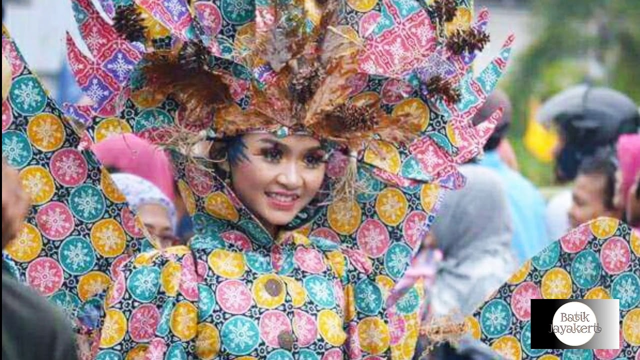 Sejarah Batik Pekalongan | Batik Jlamprang | Motif Batik Pekalongan ...