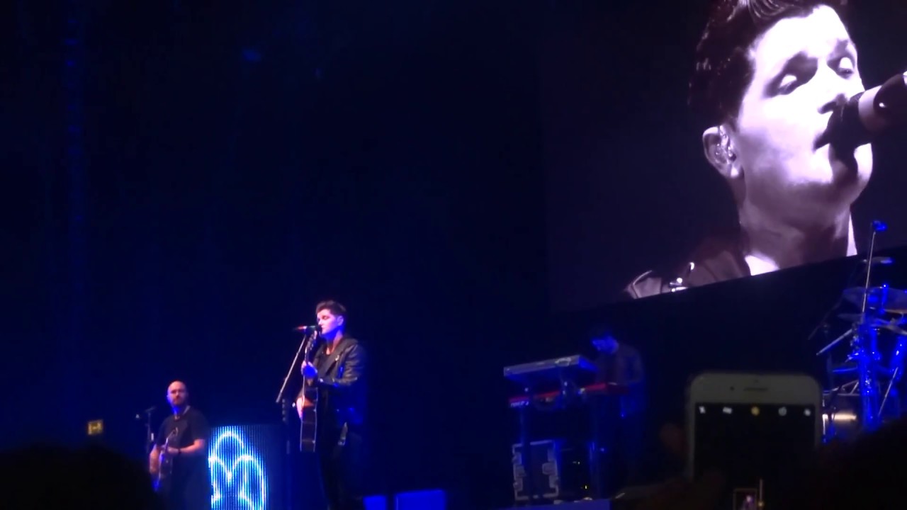 The Script - Rain - Free Radio Live 2017 - YouTube