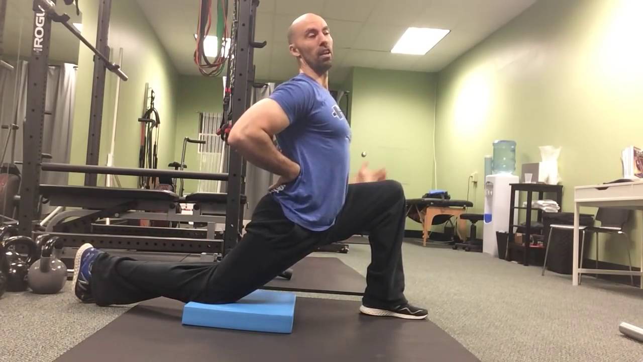 Real vs. BS Hip Flexor Stretch - YouTube