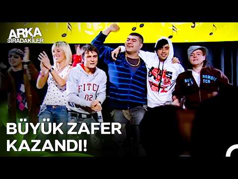 Müzik Yarışması Bariz Kazanıldı 😅 - Arka Sıradakiler