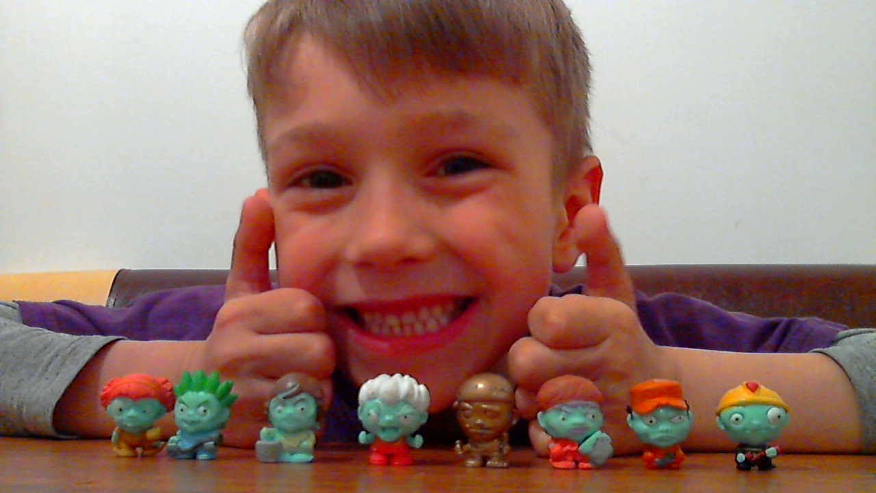 zombie zity зомби зити распаковка набора zombie zity зомби зити - YouTube