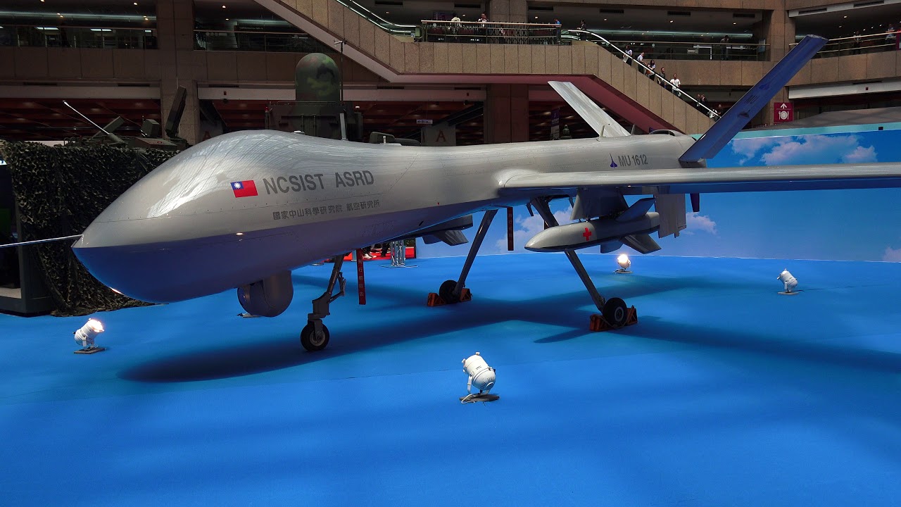 TADTE2017台北國際航太暨國防工業展覽會 Drone TAIWAN2017台灣無人飛行載具展 - YouTube