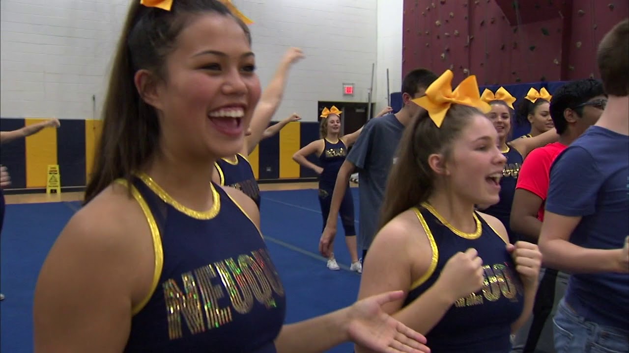 Neuqua Valley High School gears up for 2nd year of Cheer with a Peer ...