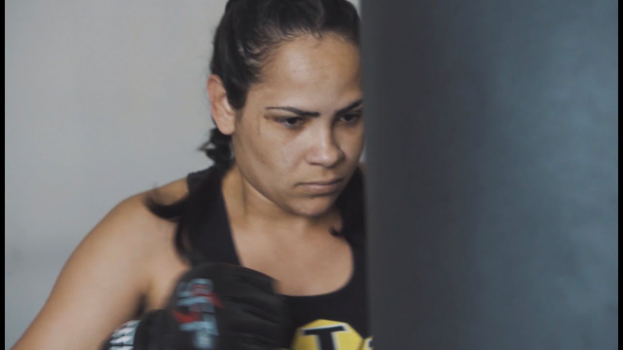 CAMILA MARQUES - YouTube
