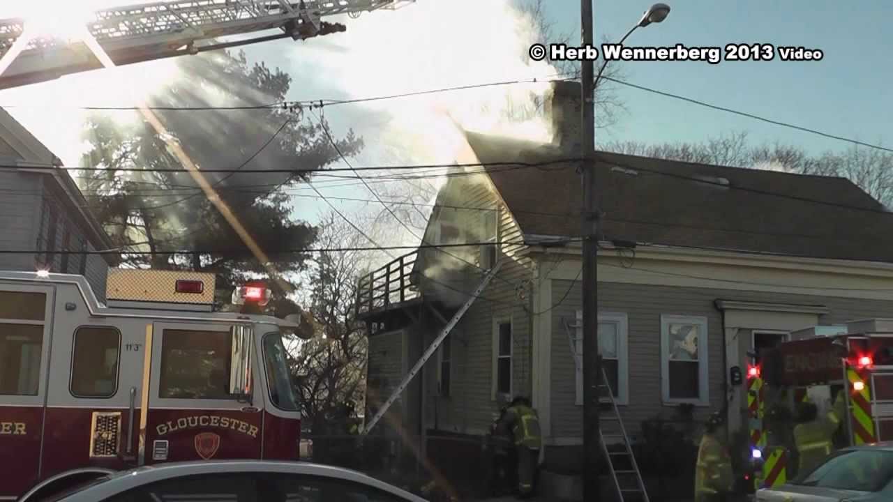 Thanksgiving Morning Fire in Gloucester, Ma., at 49 Prospect St. - YouTube