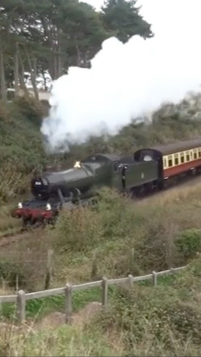 9351 leaving Watchet - YouTube