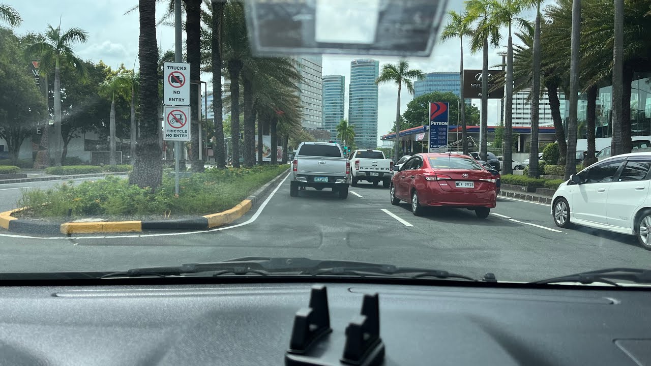 Skyway entry thru Filinvest Alabang #freeways - YouTube