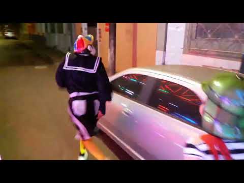 Arrival of the Mega C6 Fun Truck, featuring Fofão, Chaves, Chiquinha, and Kik dancing, like 25