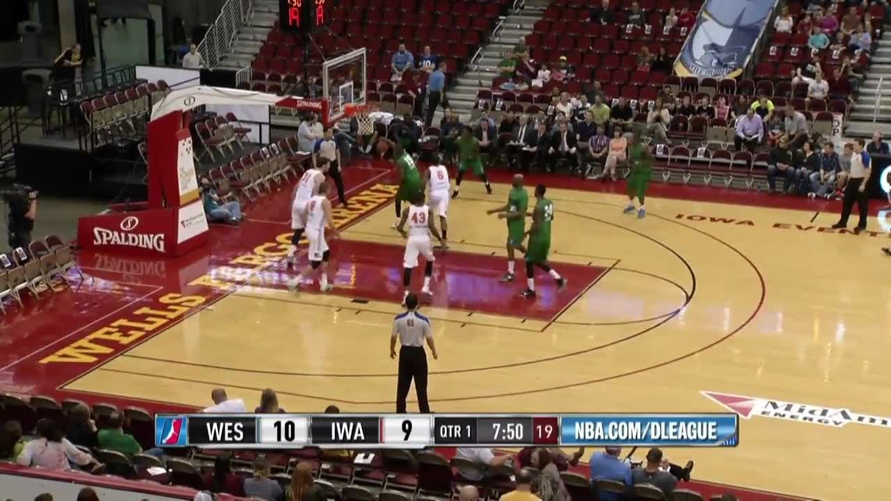 Jordan Bachynski with 8 Blocks against the Energy - YouTube