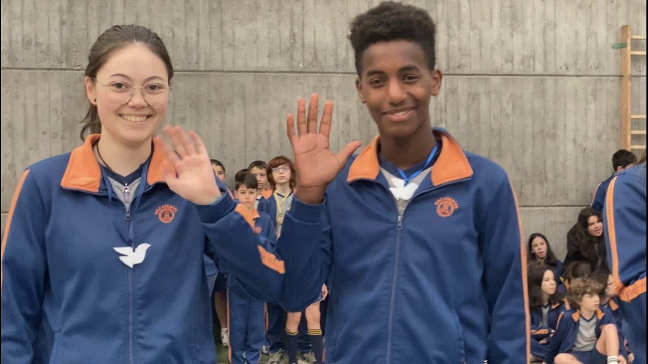 BAILAMOS POR LA PAZ .- COLEGIO CALASANZ A CORUÑA, 2023 - YouTube