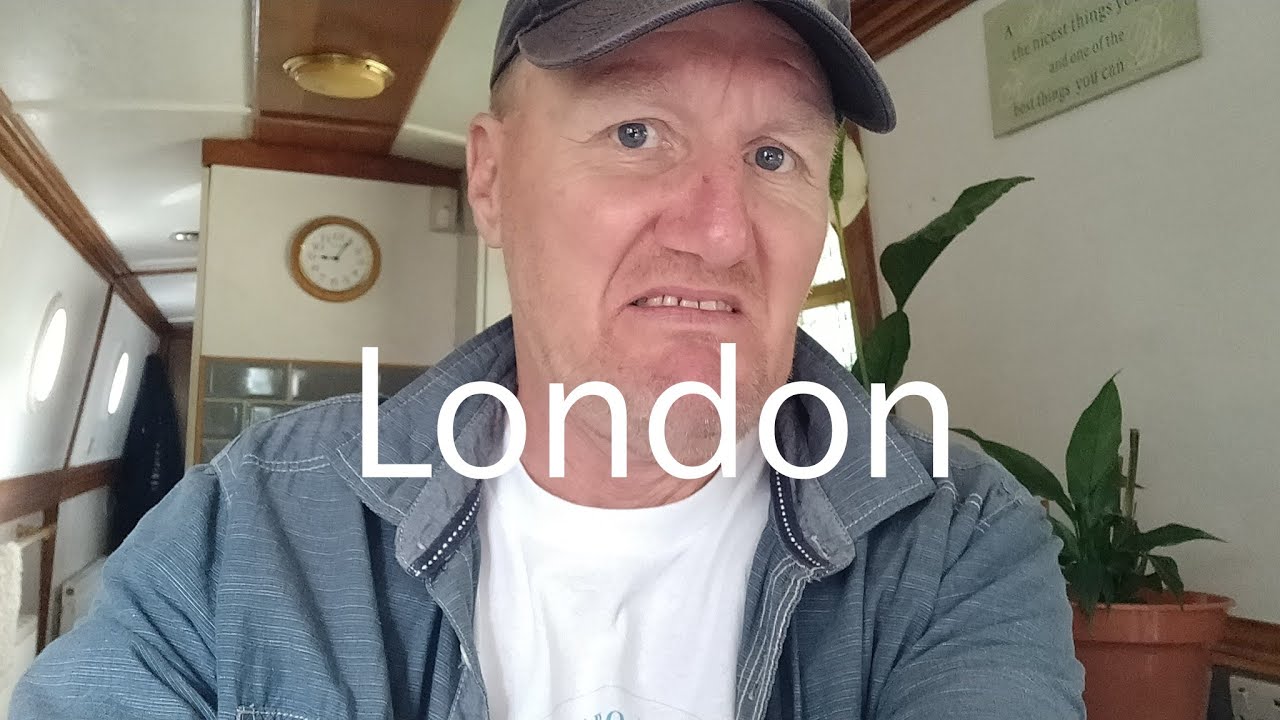 Paddington arm Grand Union canal to London. Narrowboating around ...