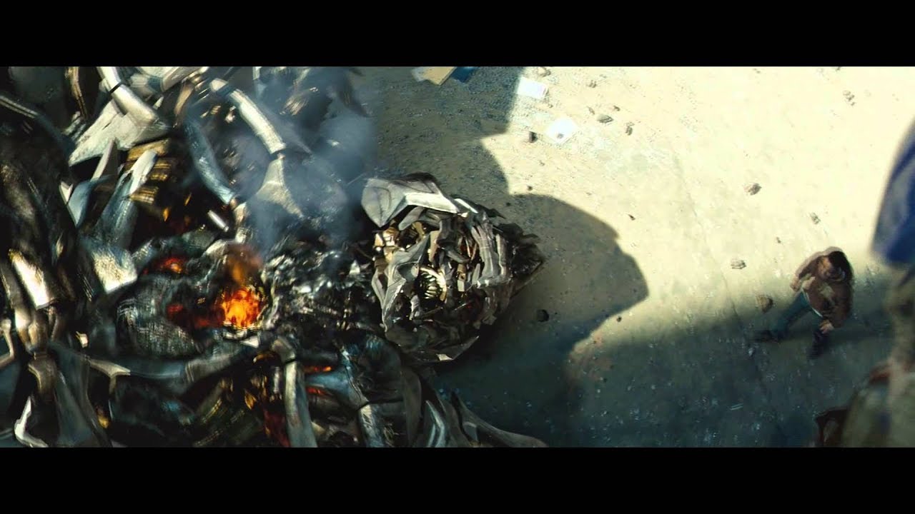 The death of Megatron and the scene of dumping his body to the gocean ...