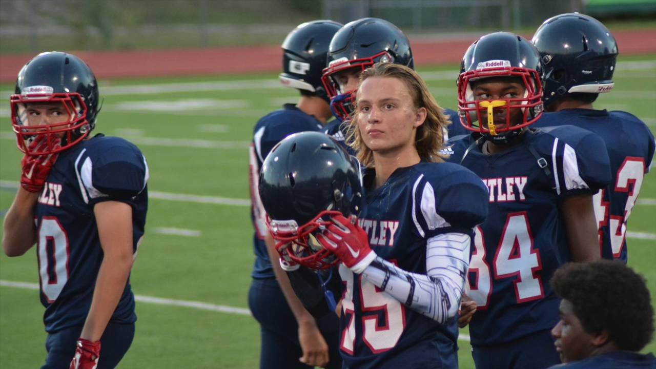 2016 UNDEFEATED LBHS JV FOOTBALL TEAM - YouTube