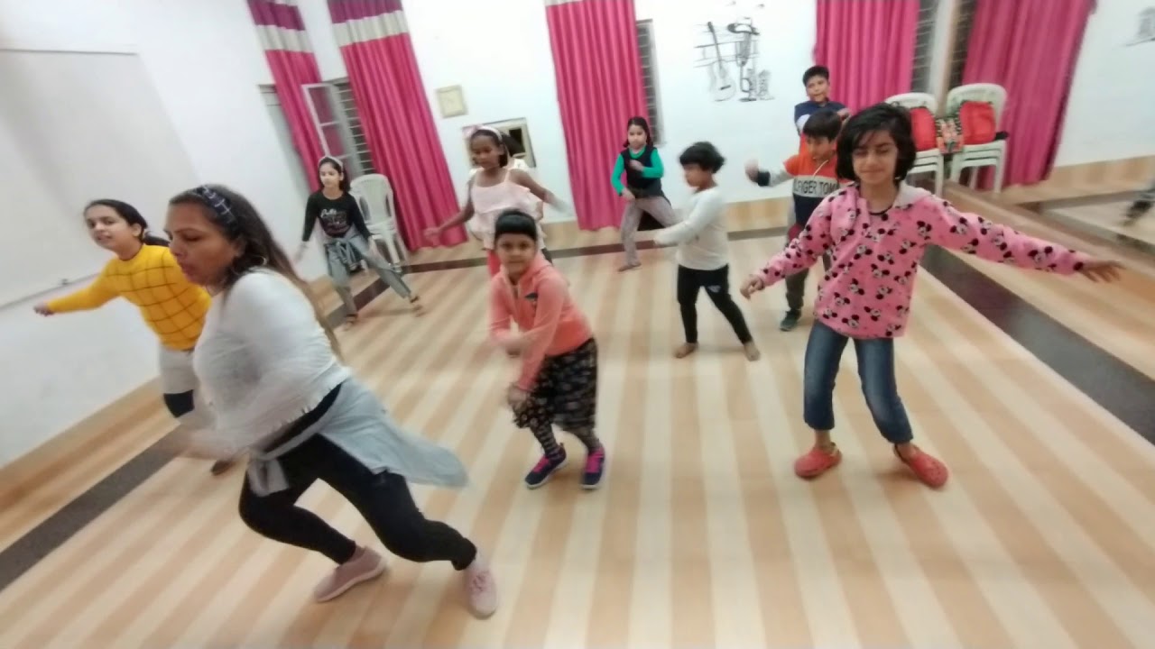 Illegal weapon dance - YouTube