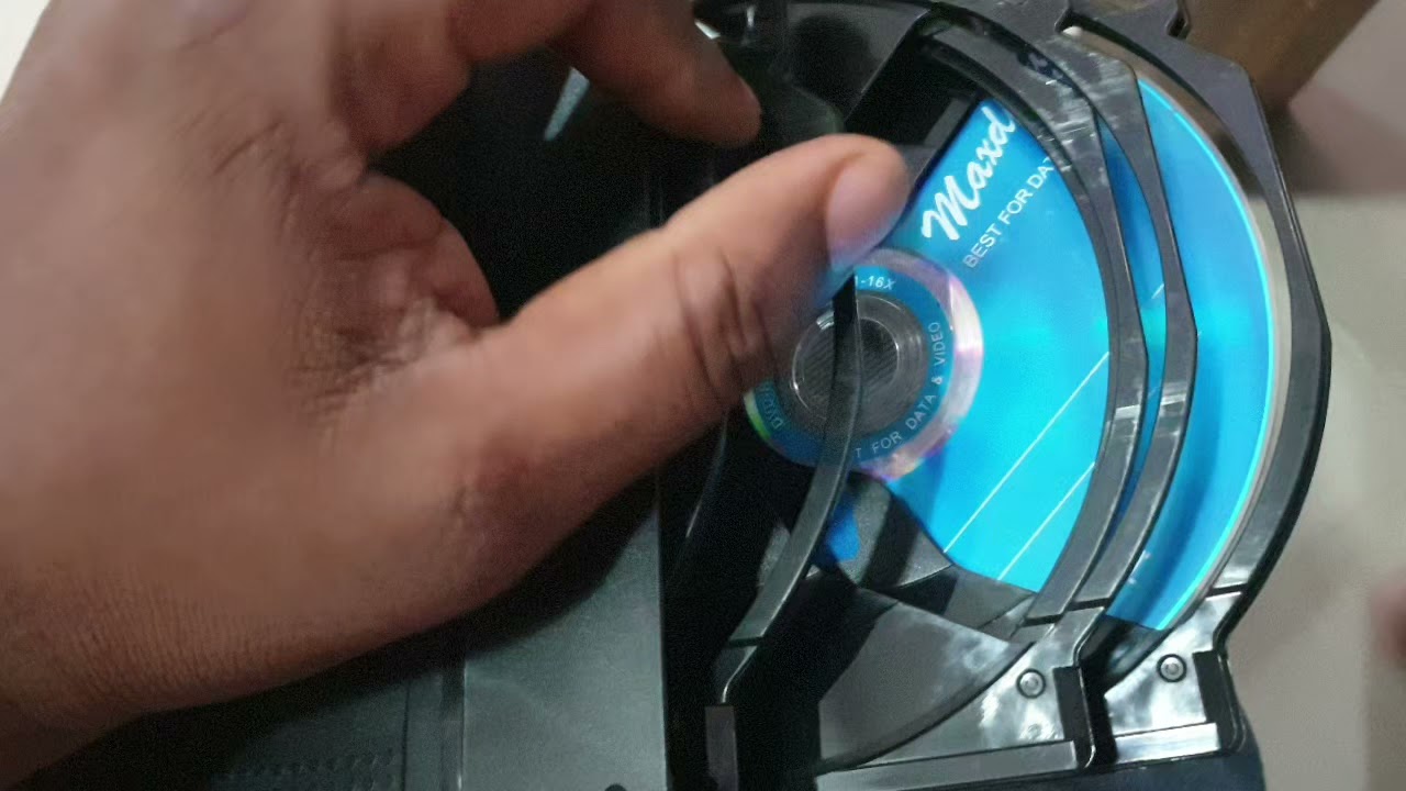 How Sony Car CD 10 disc changer works on the bench with a deassembled ...