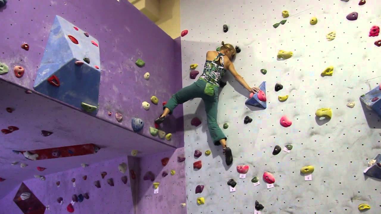 Climbing @ Boulder Central - James and Eloise - YouTube