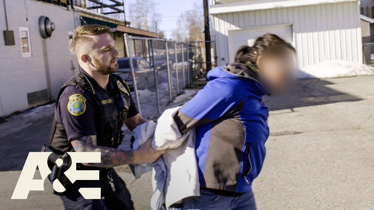 Alaska PD: Sovereign Citizen Disrupts Officers Helping an Extremely ...
