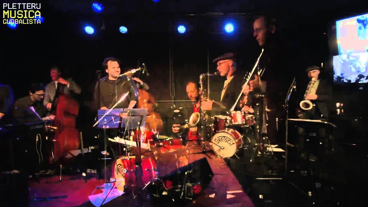 Chet Baker Memorial, "My Funny Valentine" - YouTube