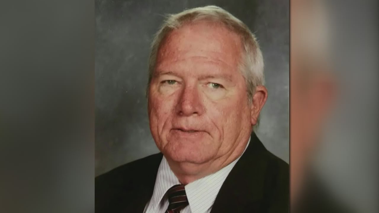 Local elementary school principal earns statewide honors - YouTube